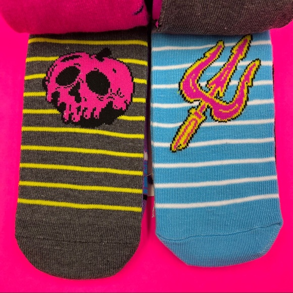 Disney | Accessories | Disney Villains Womens Socks Ursula Cruella ...